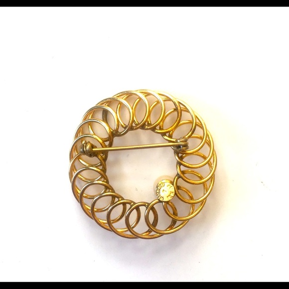 Vintage | Jewelry | Vintage Winard Gold Pin 2k Gold With Pearl Spiral ...